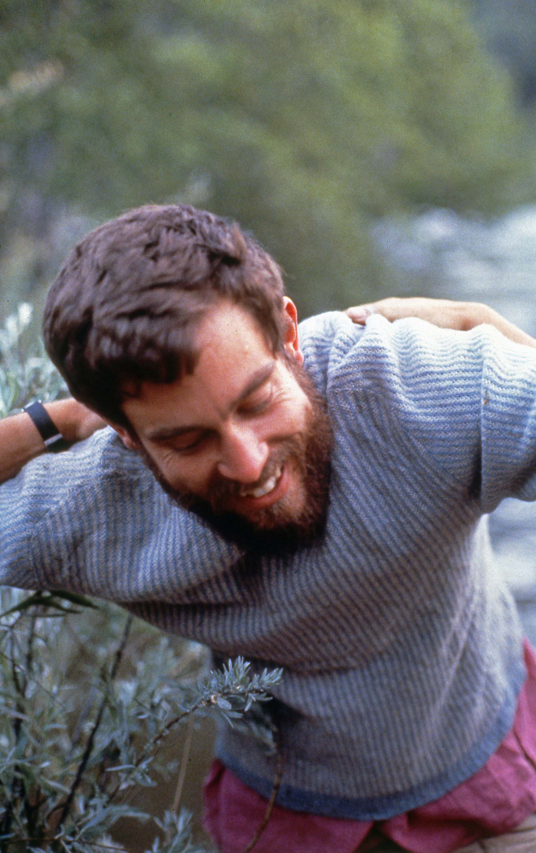 Mark Dubois visiting others chained, after stopping filling of ...